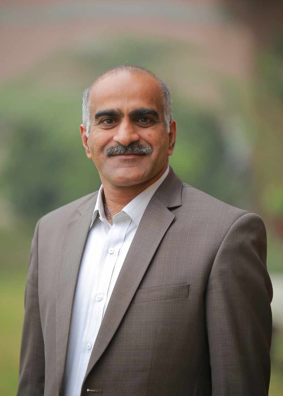 Dr. Muhammad Naveed Tahir | CLT